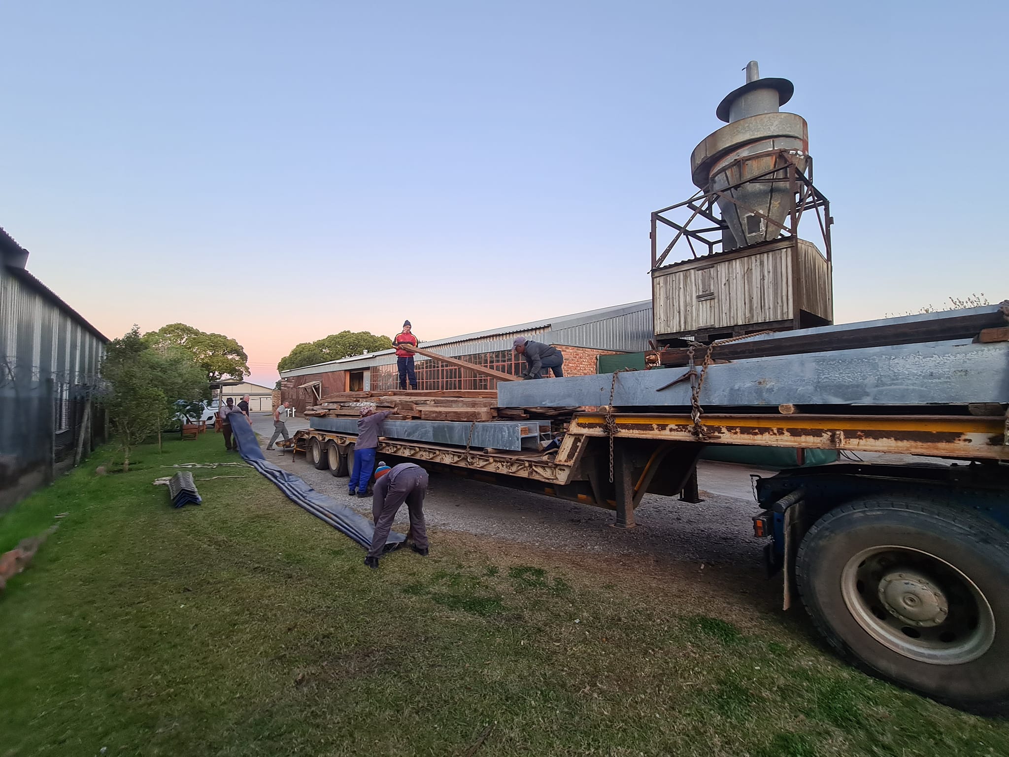 Timber Supply & Wood Drying Services – Touw Meubels & Construction